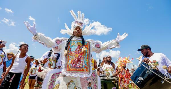 The Ultimate Guide to New Orleans Jazz & Heritage Festival | Explore ...
